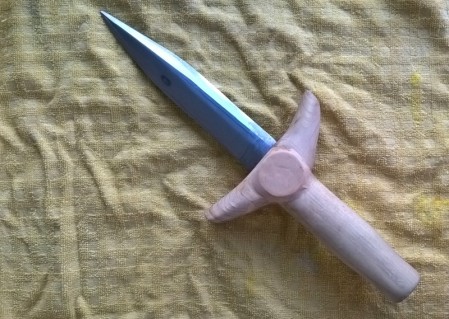 How to construct your Air Dagger - A Witch Alone at the Crossroads