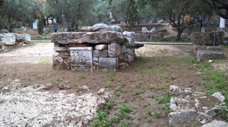 Necropolis and the Goddess Hekate - A Witch Alone at the Crossroads
